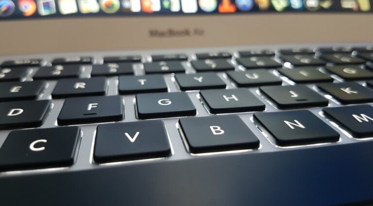 So geben Sie das Delta-Änderungssymbol auf der Tastatur ein - Wie Tippt Man